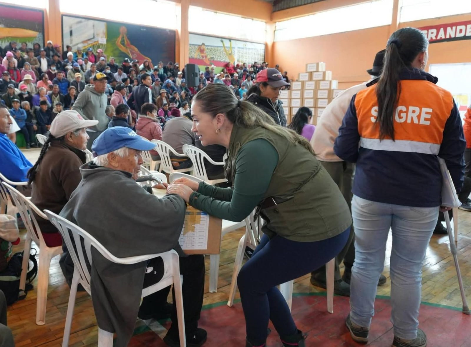 Tras la intensa ola de frío llegó apoyo a las familias de Chimborazo